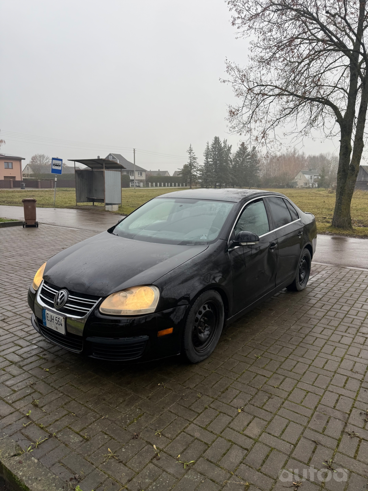 Volkswagen Jetta 1900cm³ Dīzelis, 2010m, Sedan 4-doors | autoa.lv
